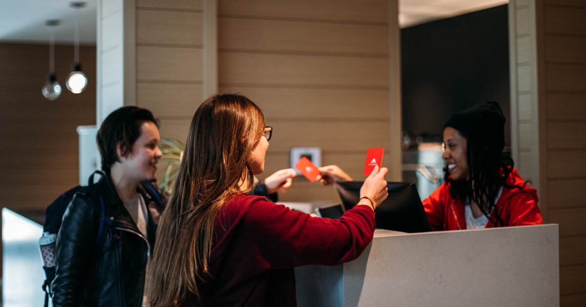 HI Canada | Careers at HI Canada